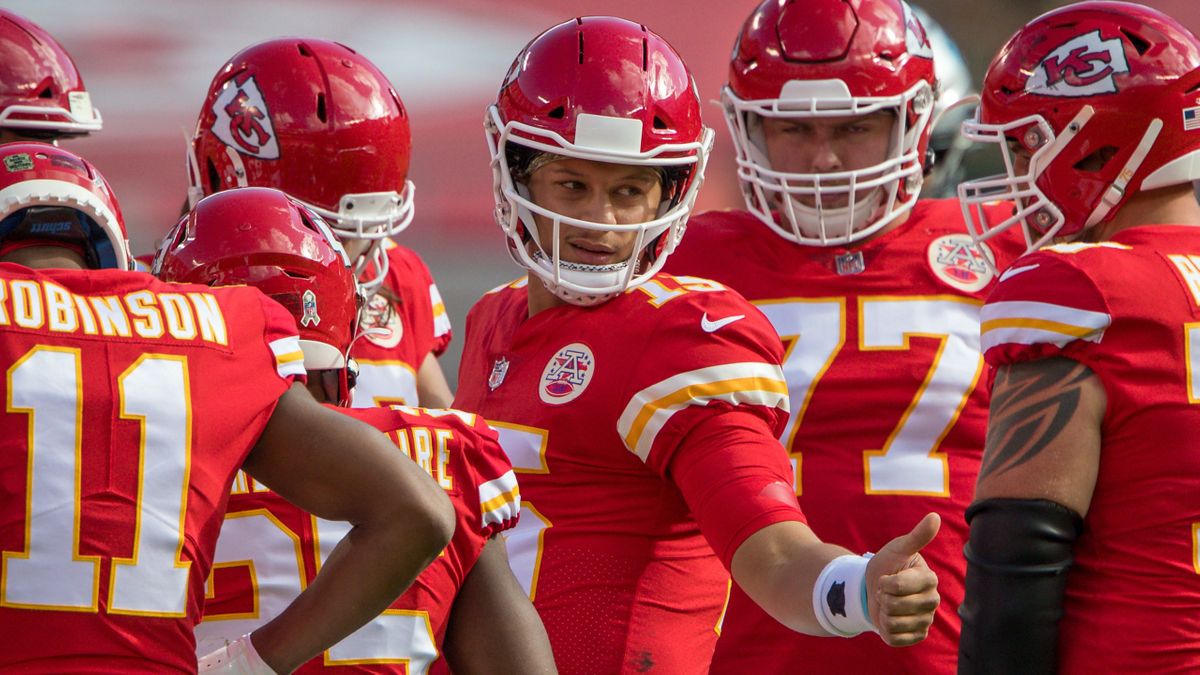 Favorites Continue to Win It All, and the Chiefs Are Next