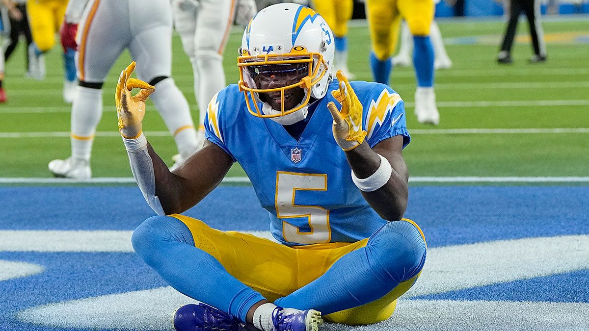 Fantasy Football Start/Sit Week 12: Start Joshua Palmer, Rachaad White ...