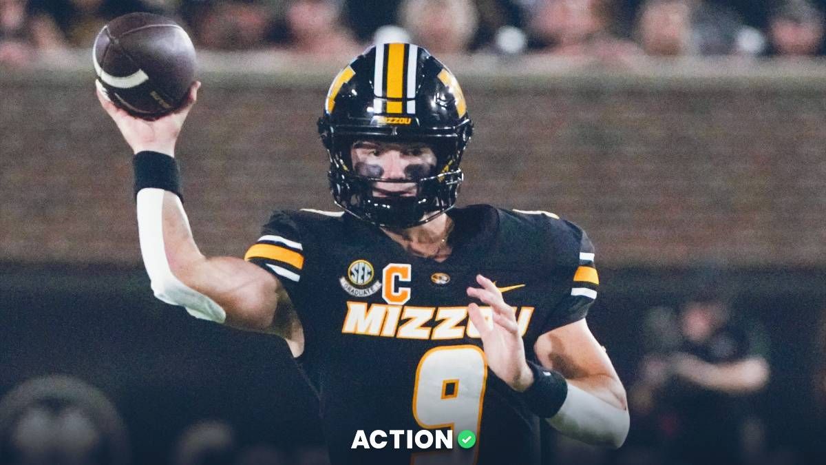 College Football Picks, Best Bets: Our Top Noon Predictions for UCLA vs ...