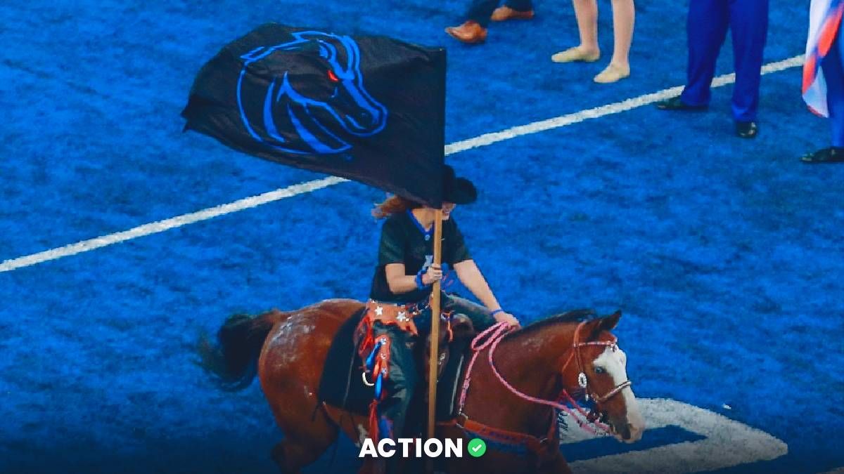 College Football Odds & Picks: Best Bets for All 3 Games Friday