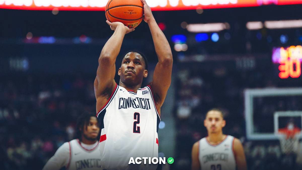 Illinois vs UConn Predictions, Start Time, Odds: NCAAB Picks for Friday